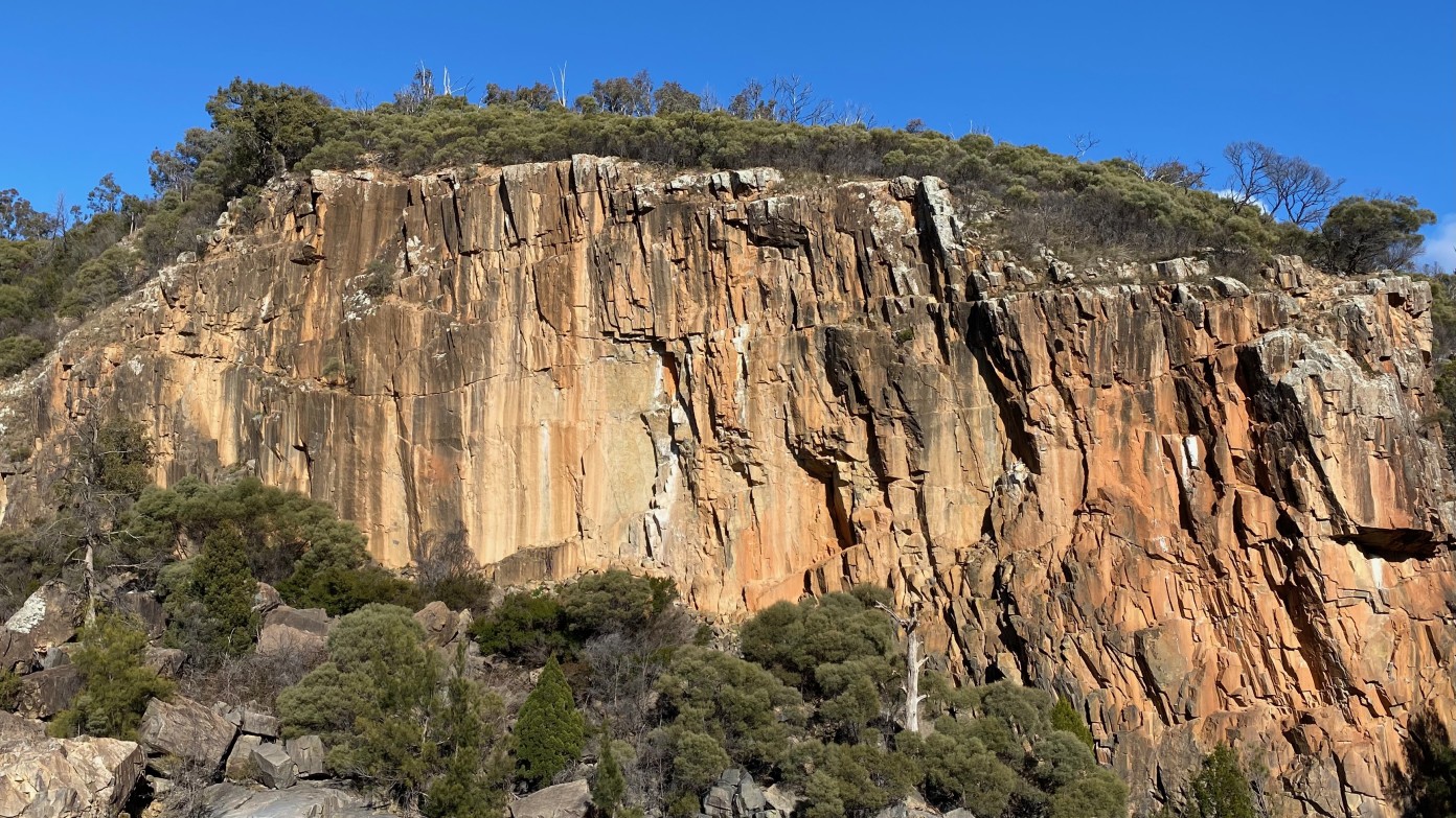 Red Rock Gorge via Urambi Hill | Fri 13th Jan 2023 | Canberra Bus...