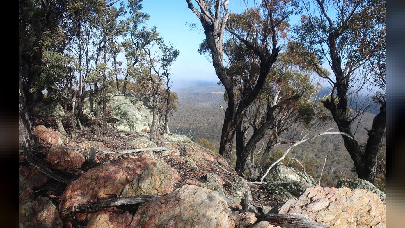 Kybeyan rock ribs | Fri 07th Apr 2023 | Canberra Bushwalking Club